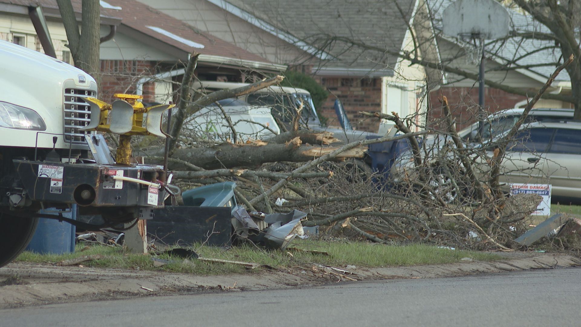Whiteland family prepares to leave home after devastating tornado ...