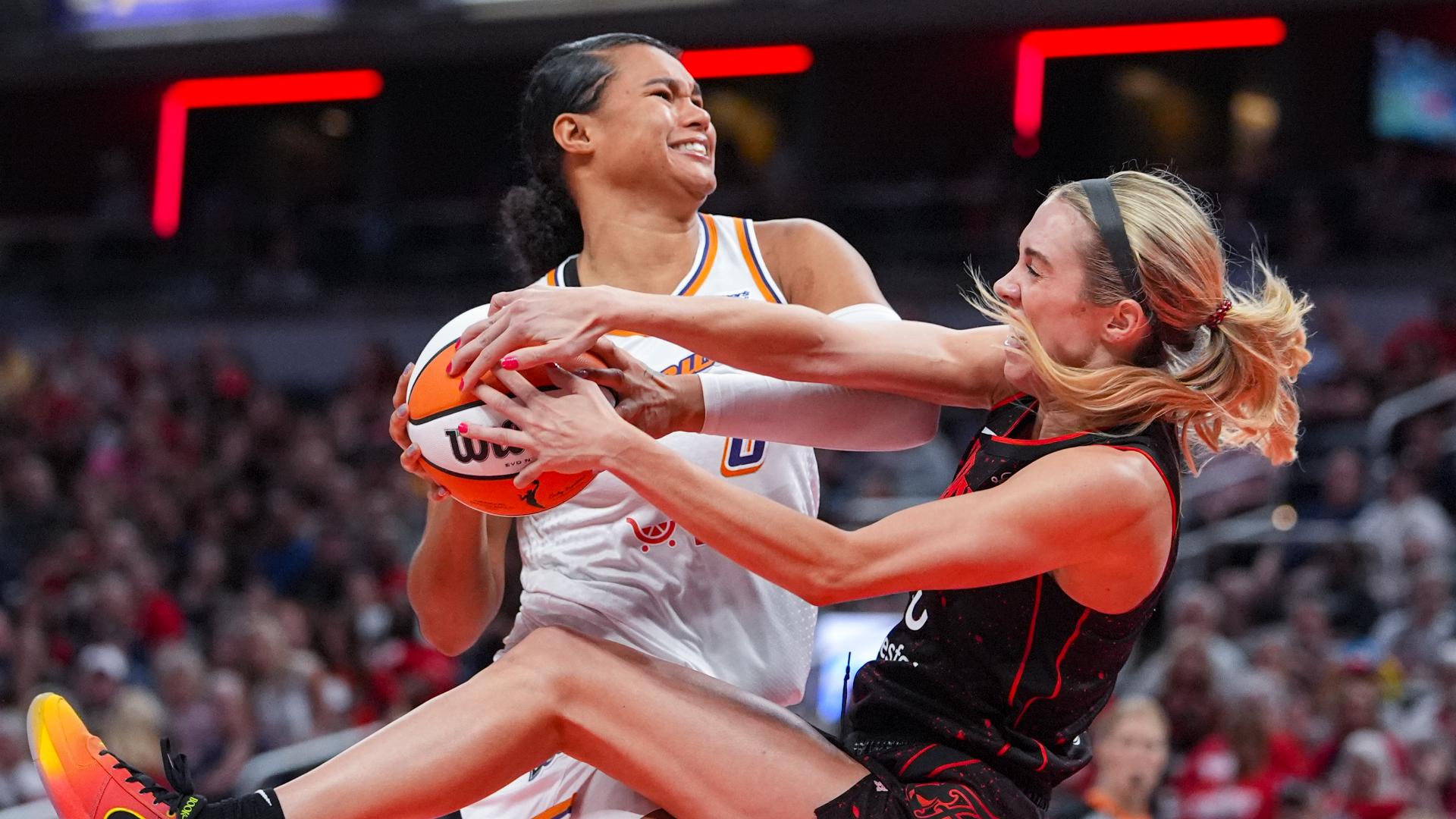 Kelsey Mitchell's 32 points help Indiana Fever defeat Dallas Wings 94-86 | wthr.com