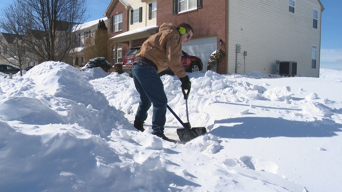 'Do not hesitate to ask for help' | Snow Buddies Indy helping those in ...