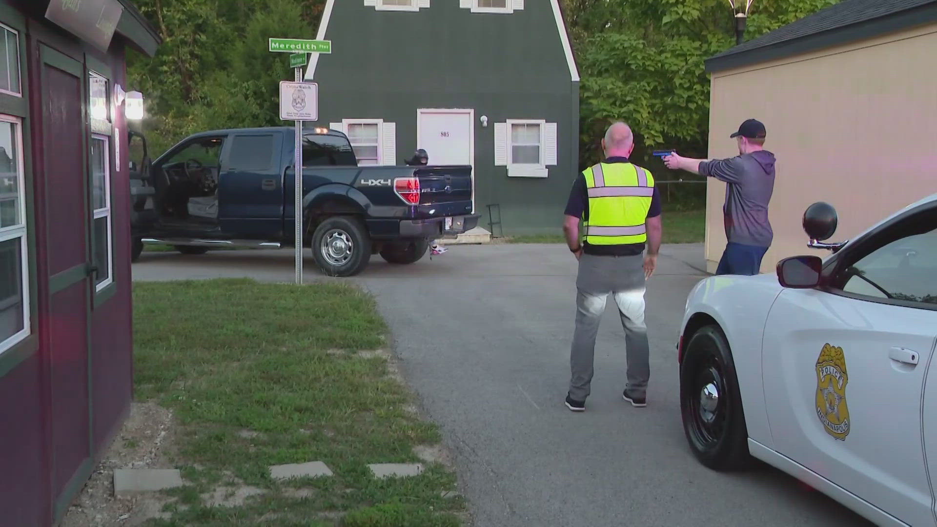 People researching a police career get inside look during 'Join IMPD ...