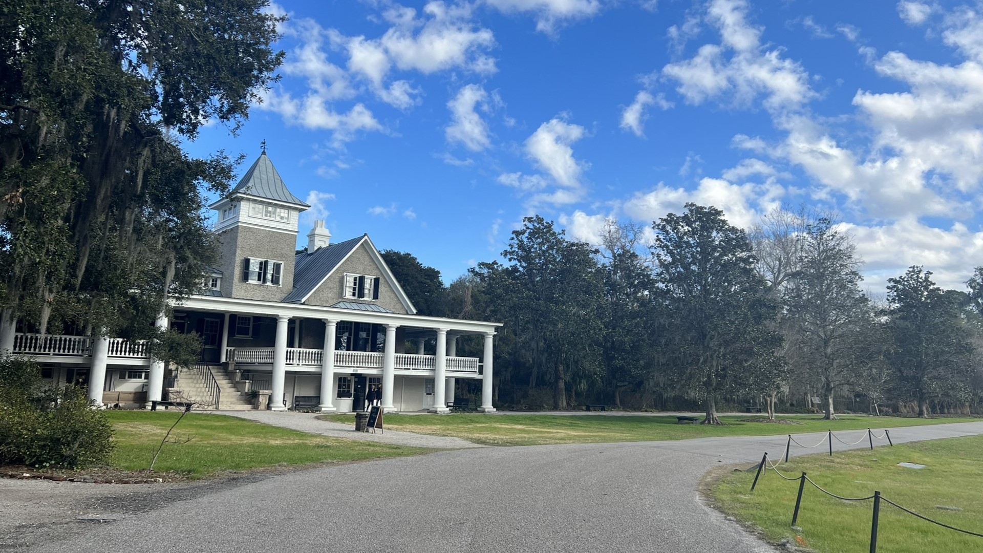 Chuck's Big Adventure: Magnolia Plantation | wthr.com