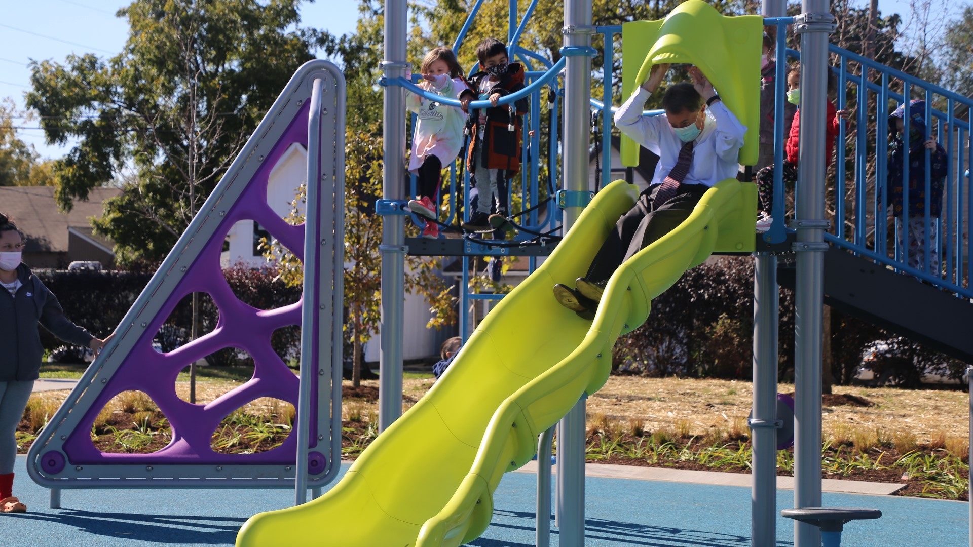 City leaders celebrate improvements to park in Old Southside ...