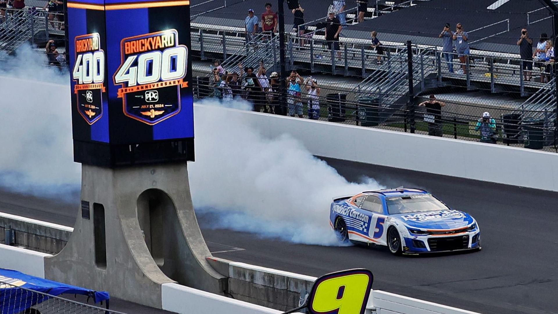 Kyle Larson wins Brickyard 400 | wthr.com