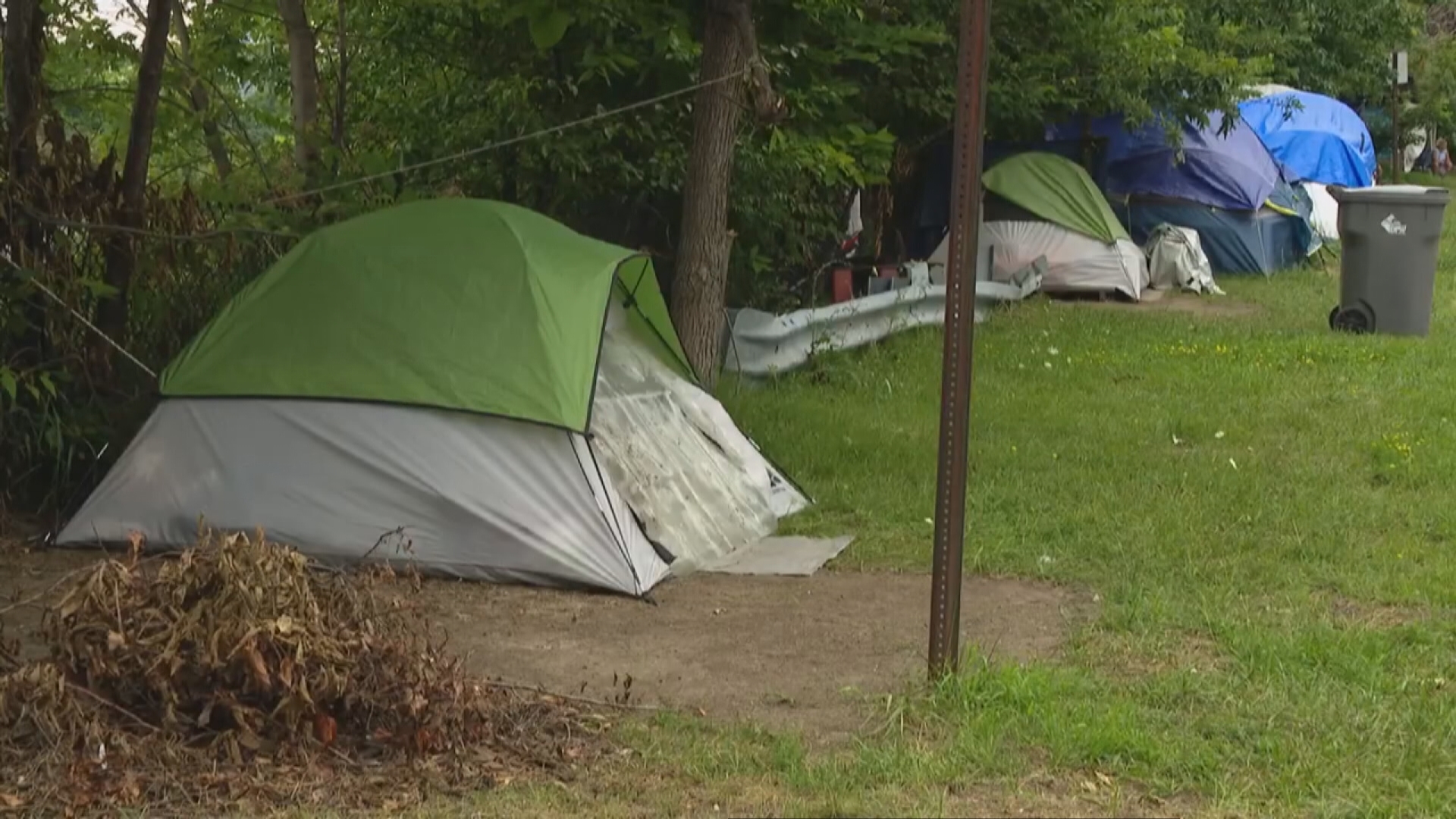 Indianapolis expands effort to move people from streets into housing ...