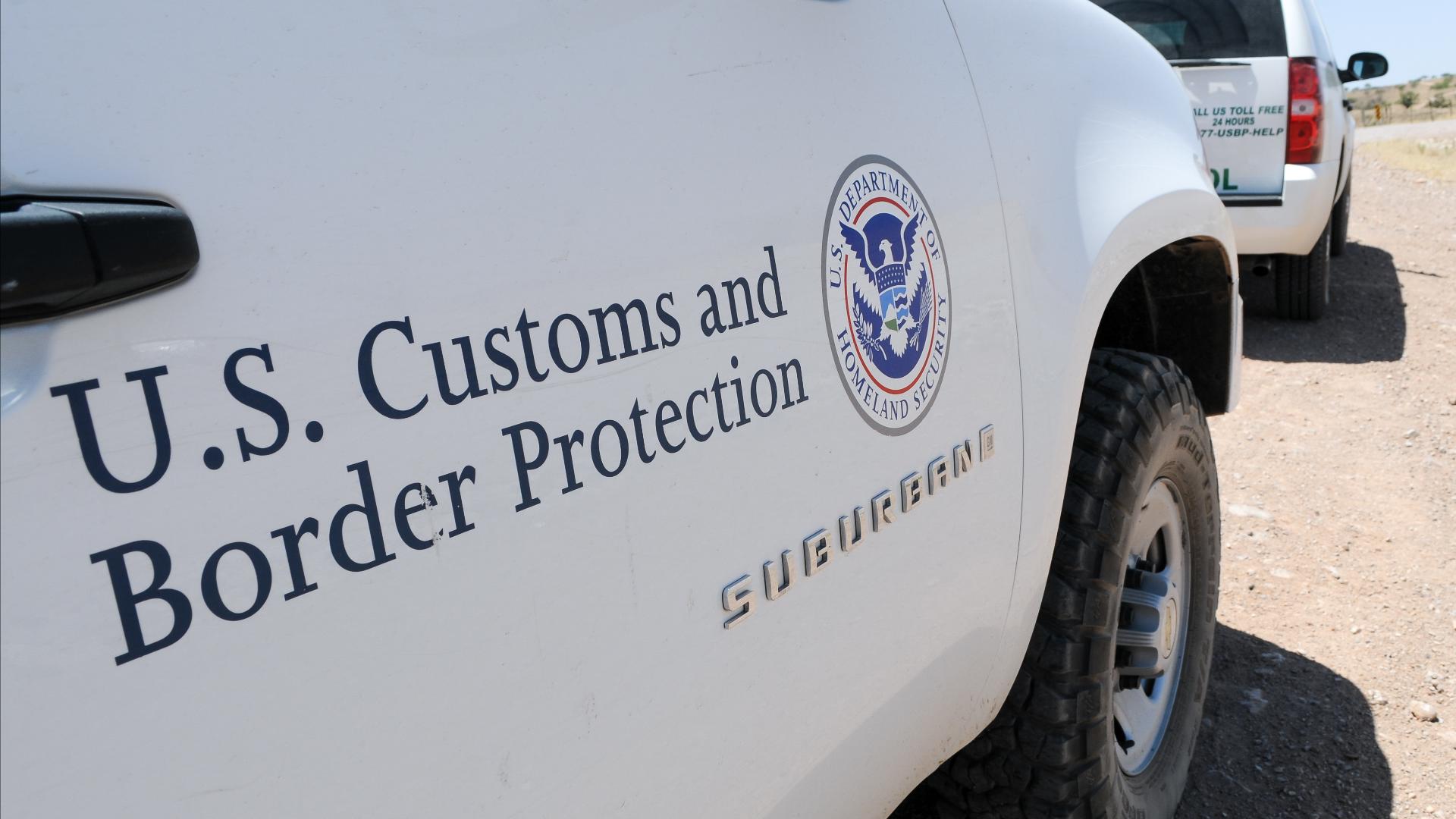 Thousands of counterfeit designer jewelry seized in Indy | wthr.com