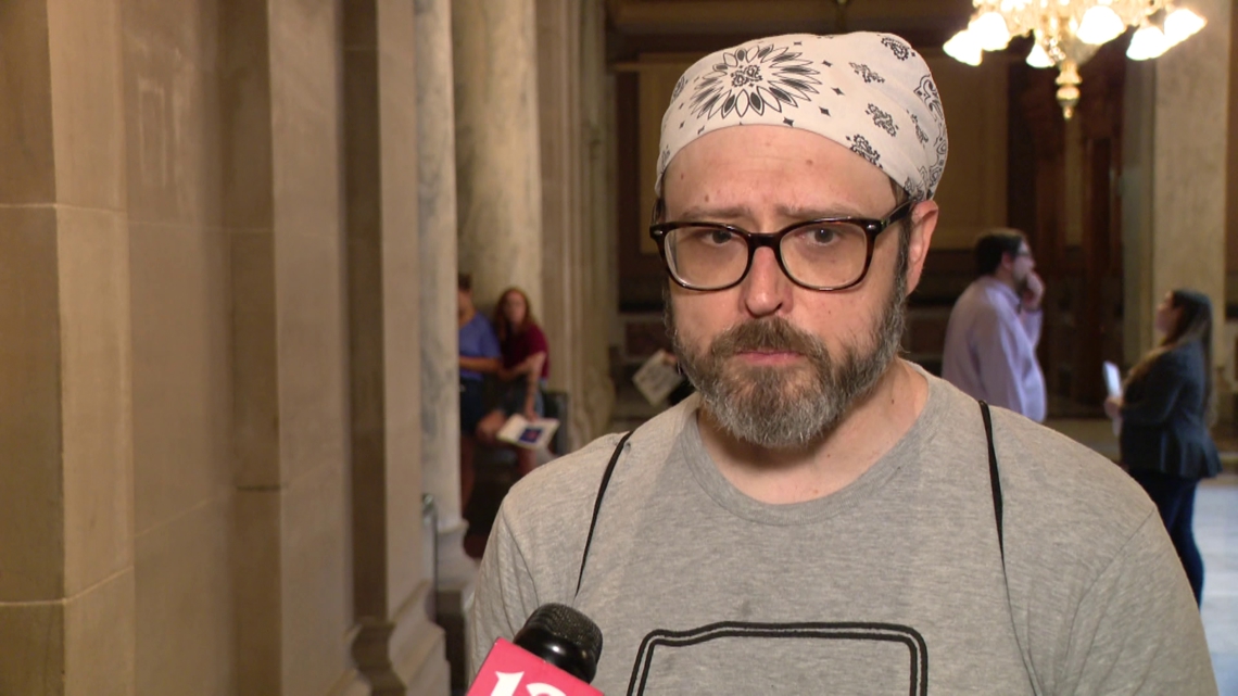 Vice President JD Vance's visit to Indiana Statehouse met with protests ...