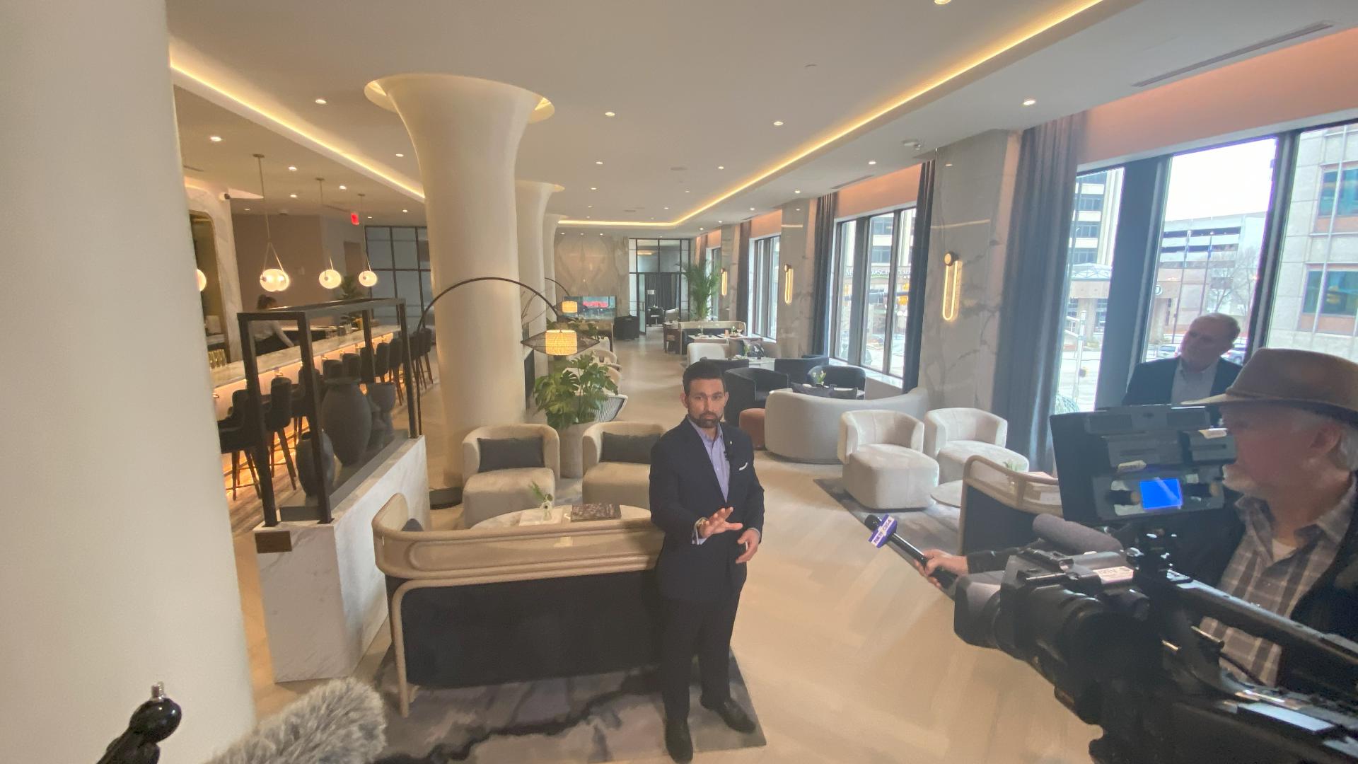 Indianapolis' newest luxury hotel opens downtown | wthr.com