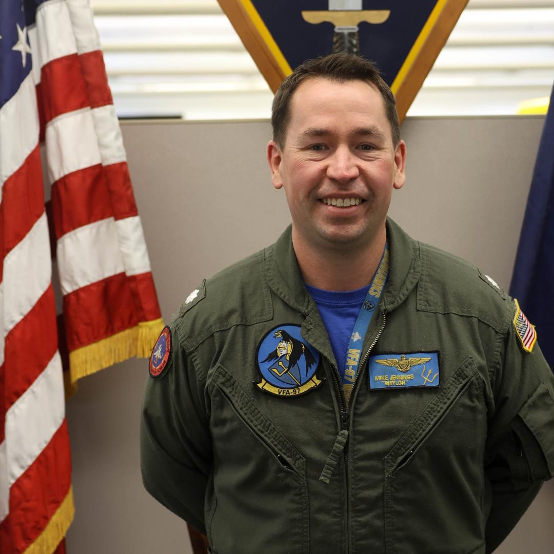 Mooresville Navy pilot to be part of Super Bowl LX flyover | wthr.com
