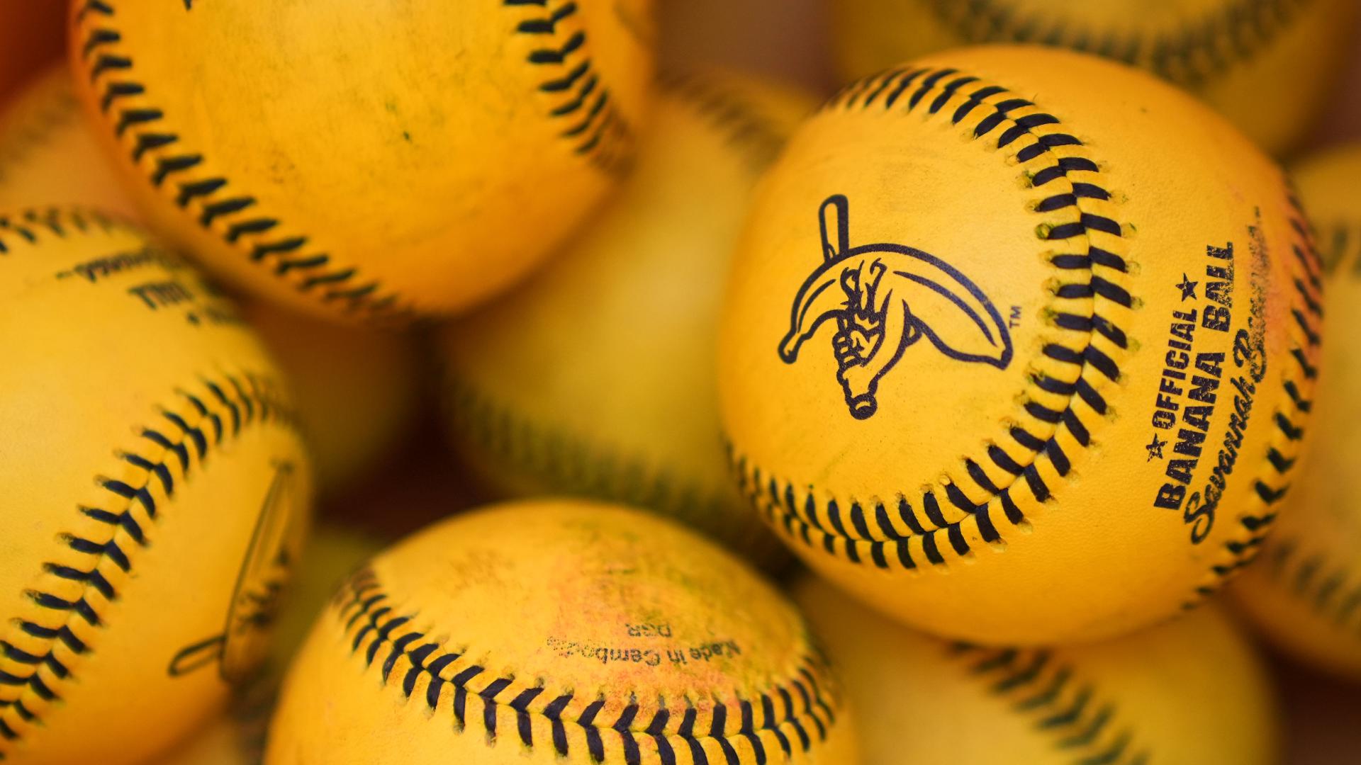 Indianapolis Clowns introduced as newest Banana Ball team | wthr.com