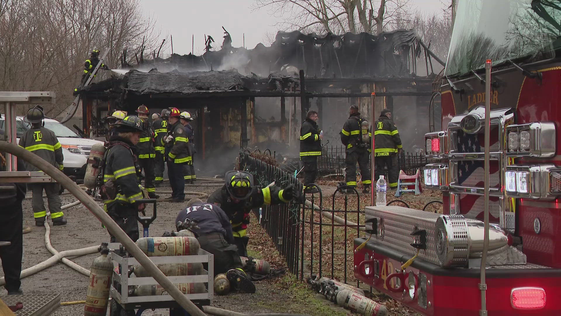 2 kids, 4 adults hospitalized after fire on Indy's east side Christmas ...