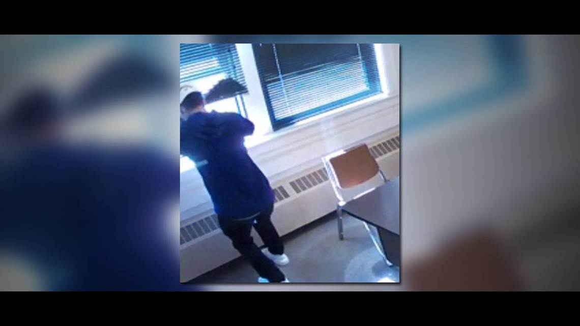 Handcuffed teen escapes interrogation room through unlocked window ...
