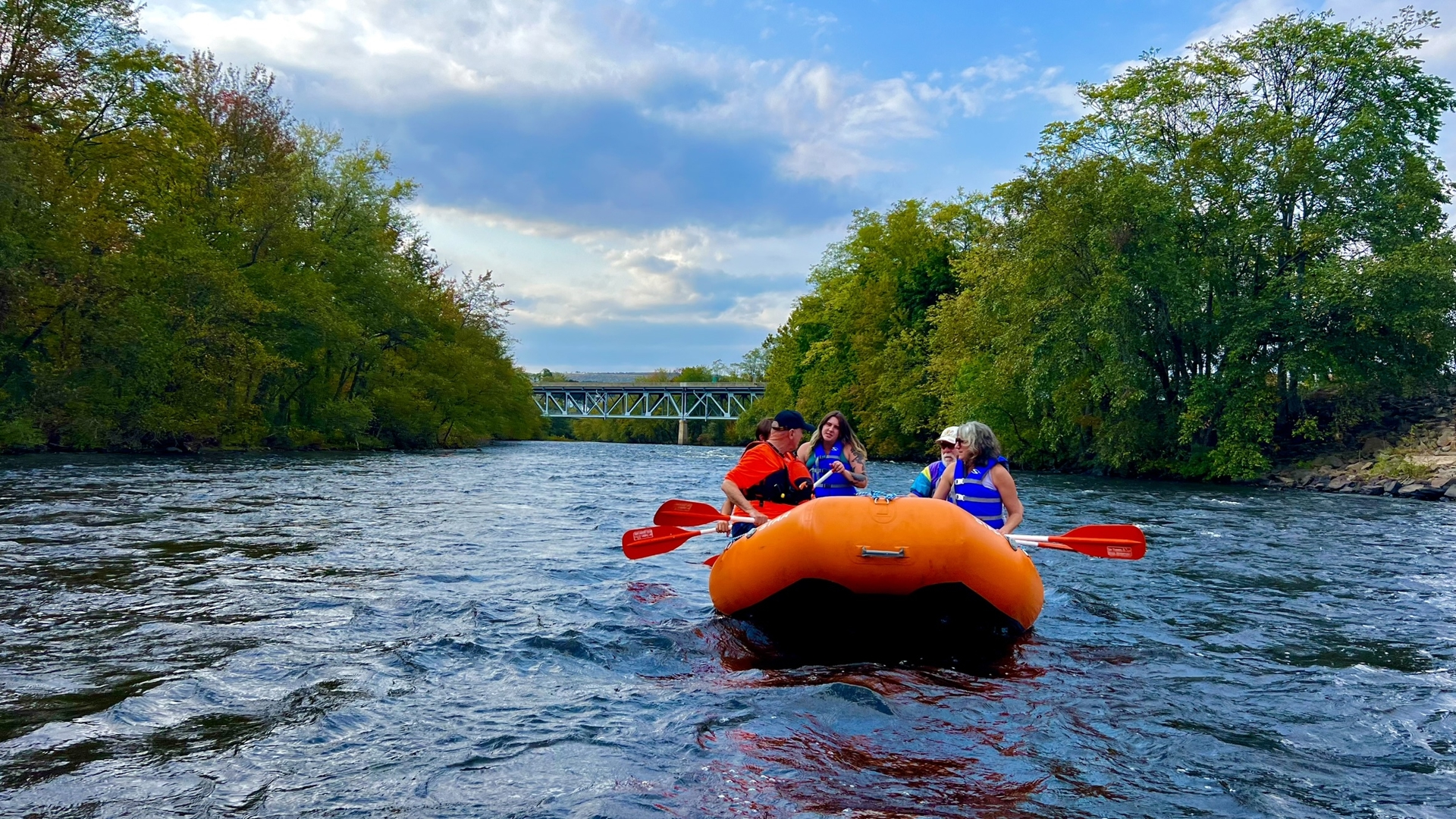Jim Thorpe River Adventures helps view the beauty of the Poconos | wthr.com