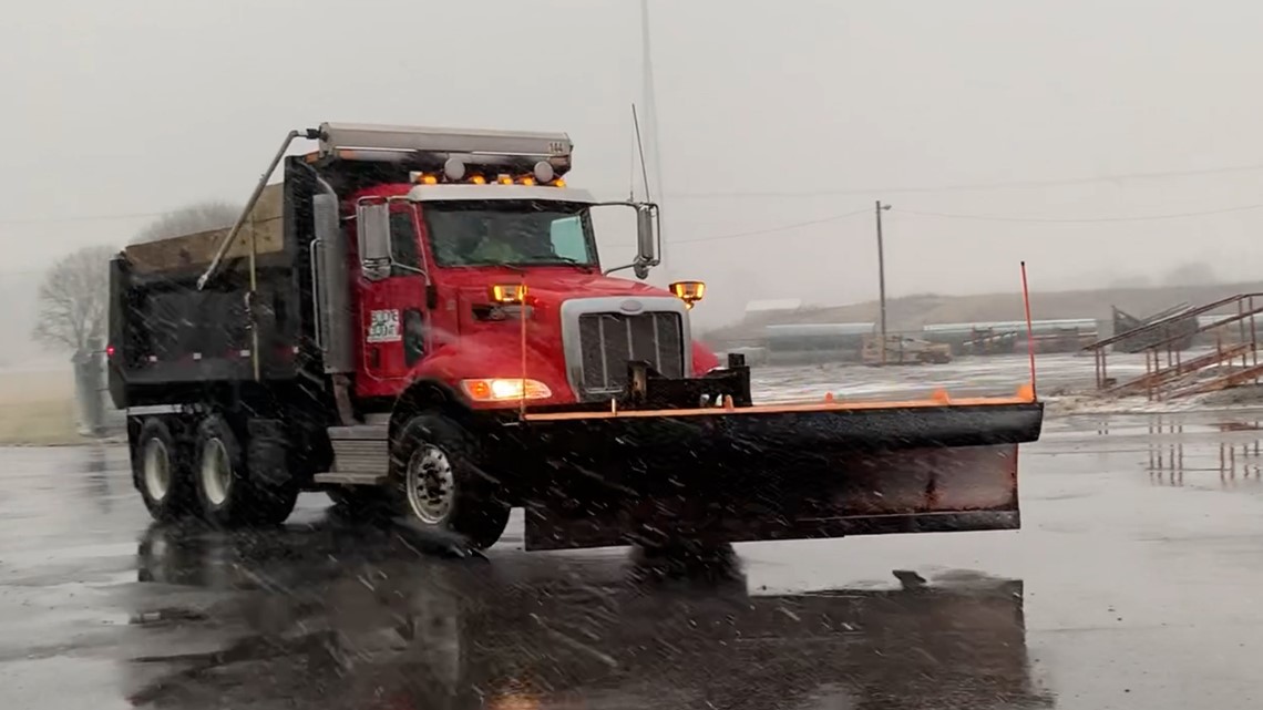Road crews heading out in Boone County as winter storm arrives | wthr.com