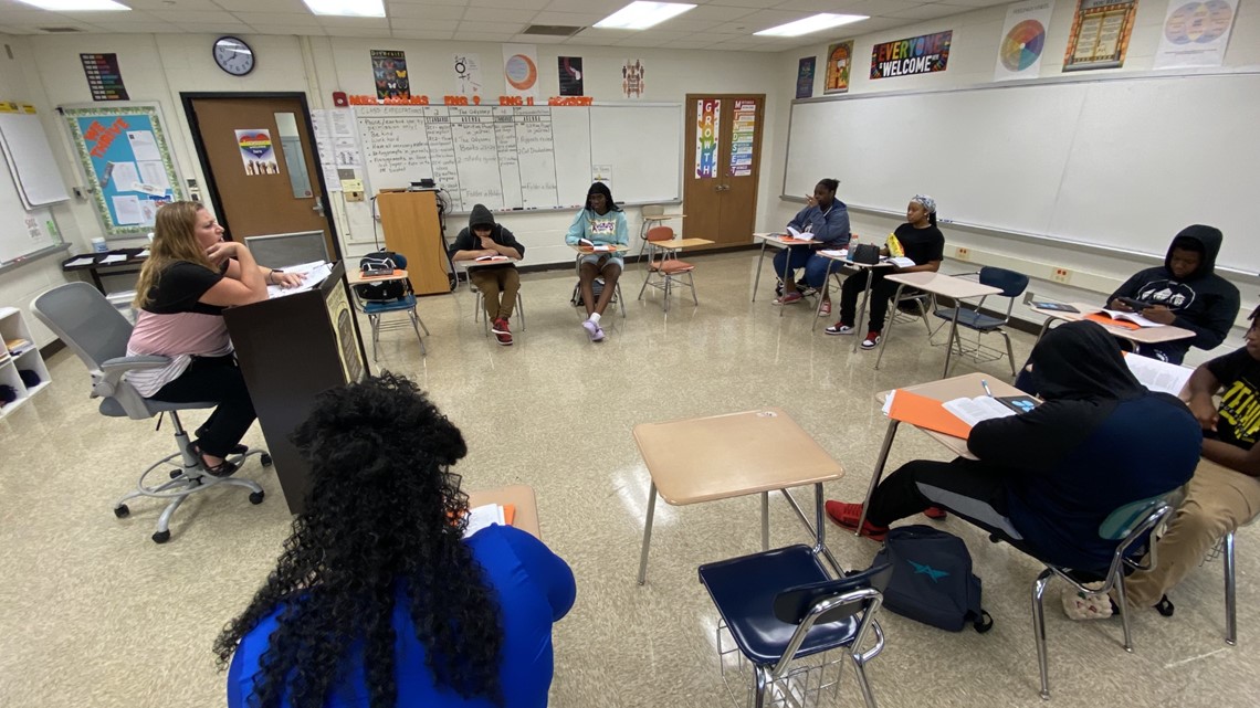 Meet the 3 IPS teachers inspiring students, each other | wthr.com