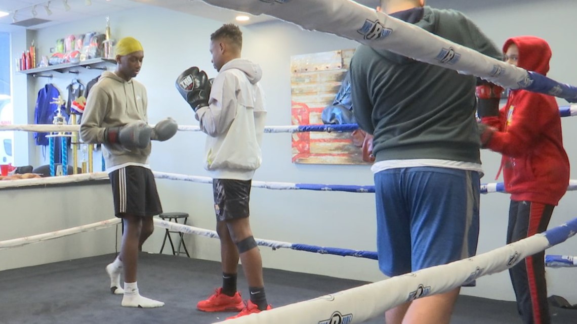Champ Camp boxing program works to support Indianapolis youth | wthr.com
