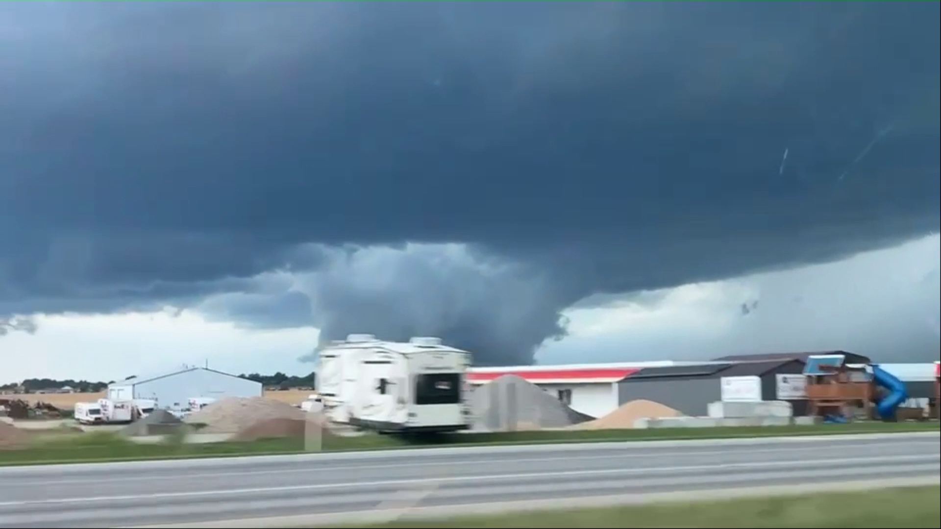 Tornado near Cynthia and Fort Branch | wthr.com
