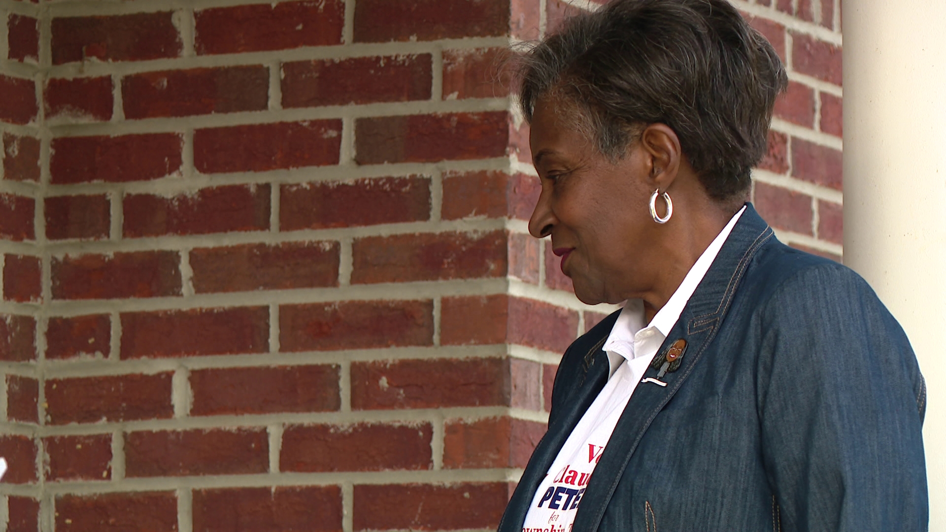 Indiana political candidates speak out after receiving racist text ...