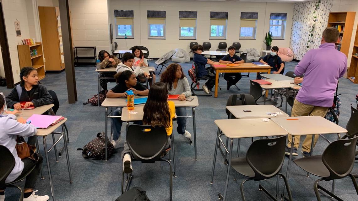 GALLERY: Indianapolis Monarca Academy opens | wthr.com