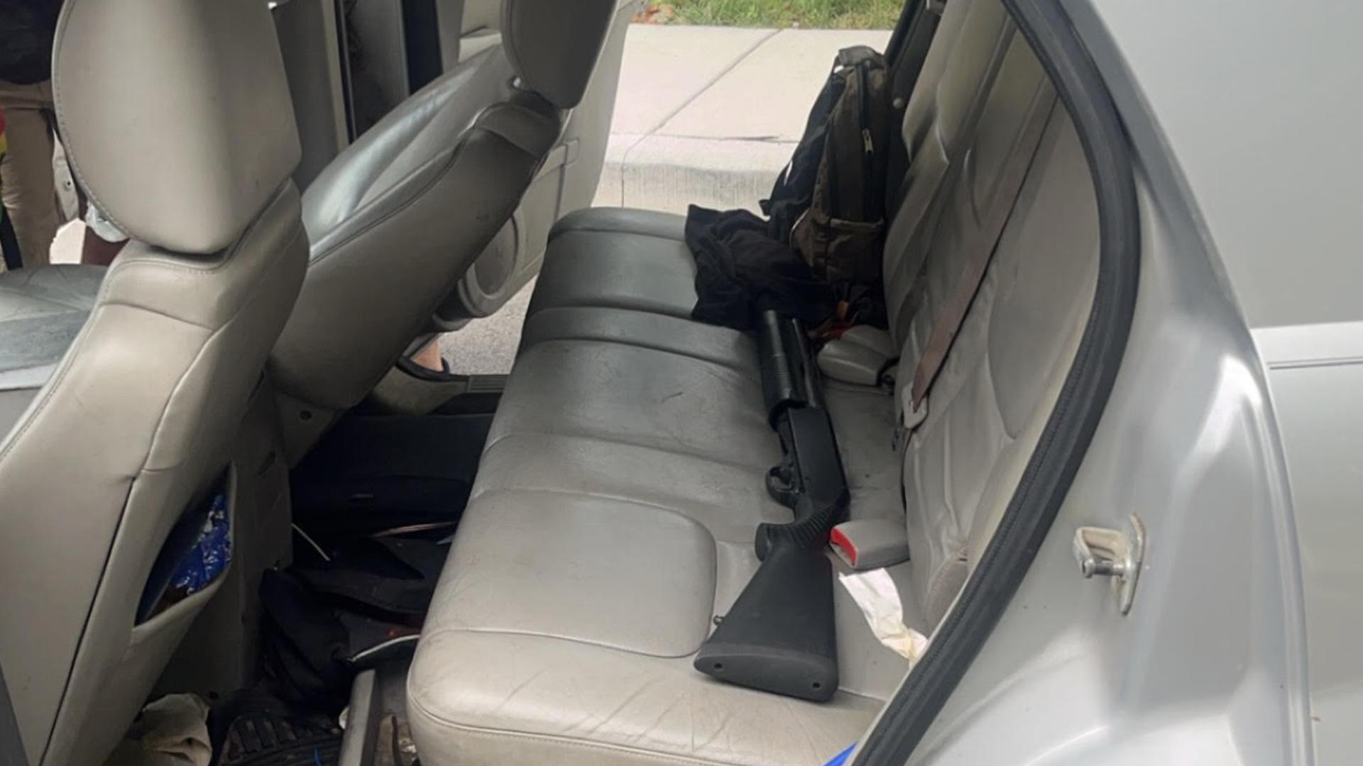 Police: Drugs, gun seized after vehicle pursuit ends in New Pal | wthr.com
