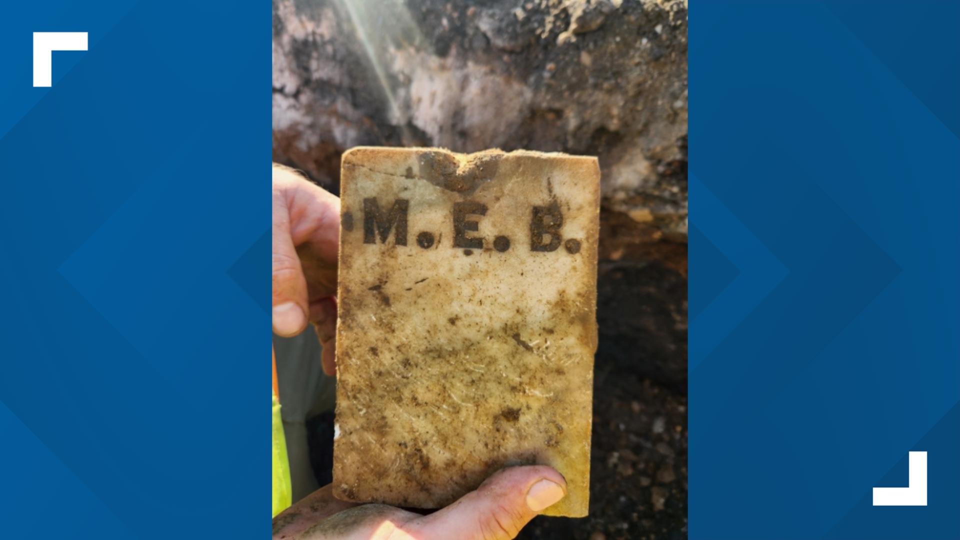 Human remains, grave shafts found in Indianapolis | wthr.com