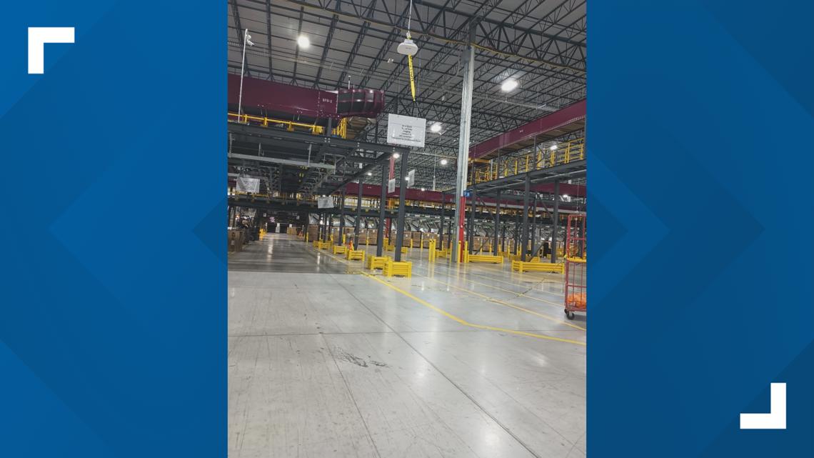 Indy business owner faces delivery nightmares amid USPS hub issues ...