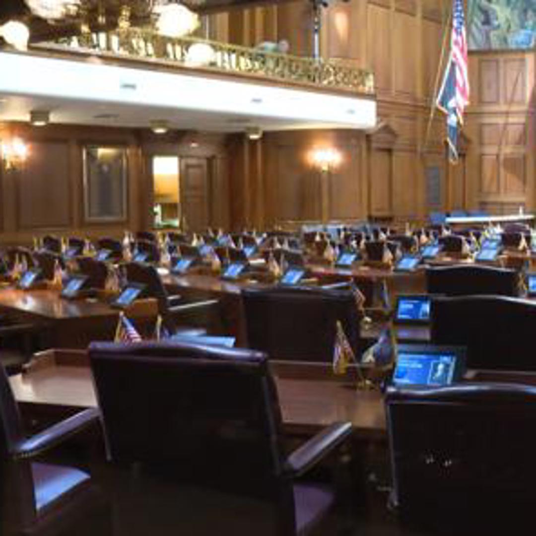 Thousands more Hoosiers sign petition against redistricting | wthr.com