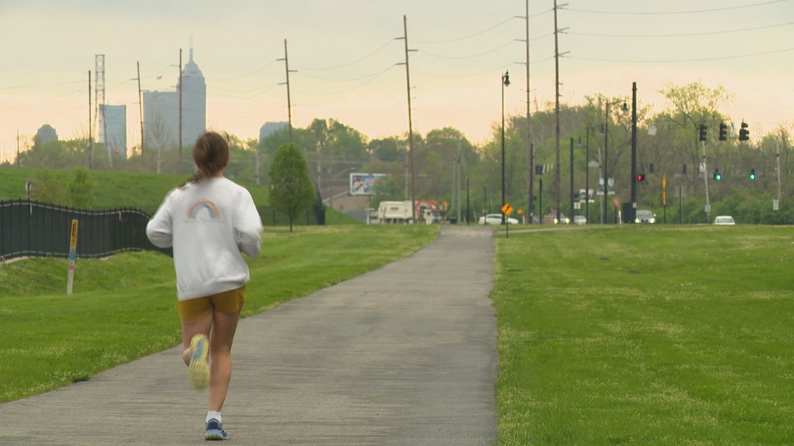 Indianapolis Mini-Marathon runner honors nephew's memory | wthr.com