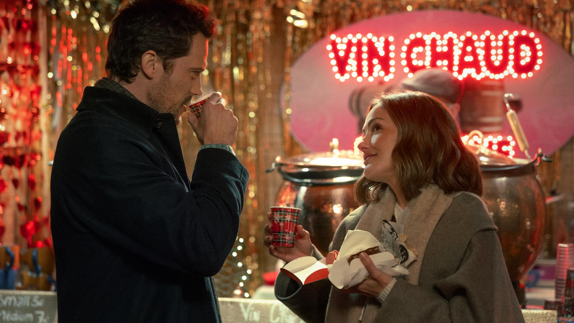 'Champagne Problems' stars preview Netflix Christmas romantic comedy ...