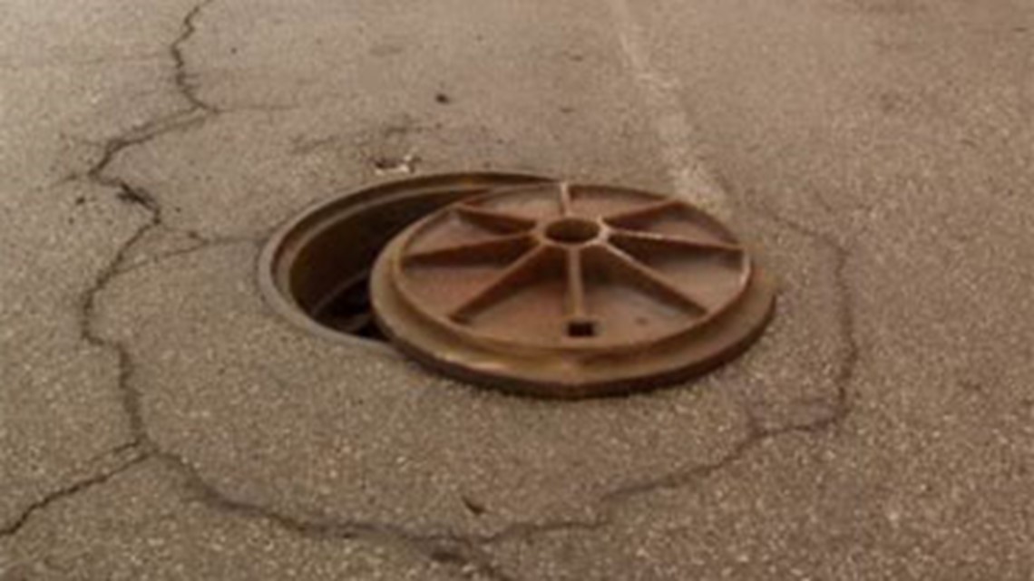 Manhole explosions shake downtown streets | wthr.com