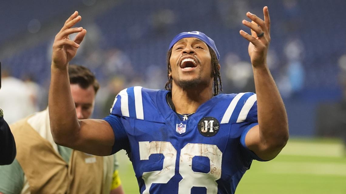Jonathan Taylor and Daniel Jones fuel surprising start, but Colts not ...