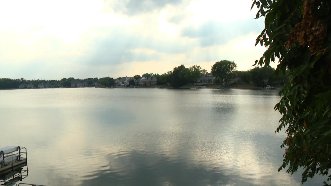 Boaters rescue unconscious man from north Indianapolis lake | wthr.com