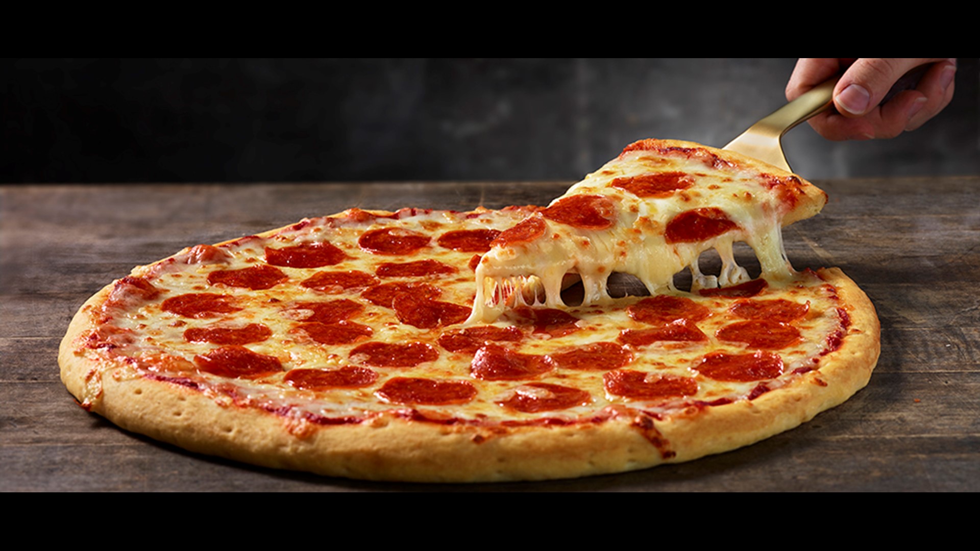 Casey's expands pizza delivery to include Indianapolis-area | wthr.com