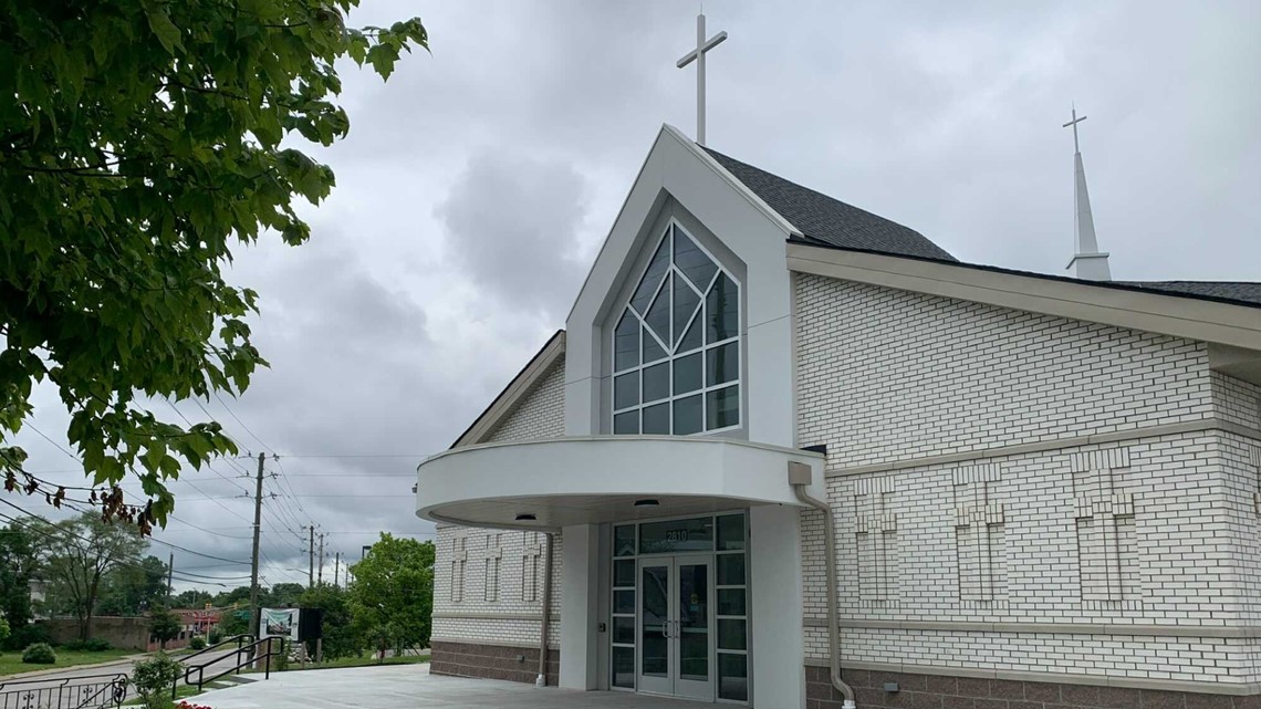 Prayers answered: Holy Angels celebrates opening new church | wthr.com