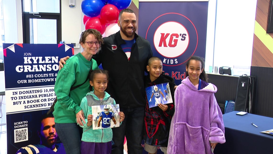 Kylen Granson kicks off second 'KG's Kids Book Drive' | wthr.com