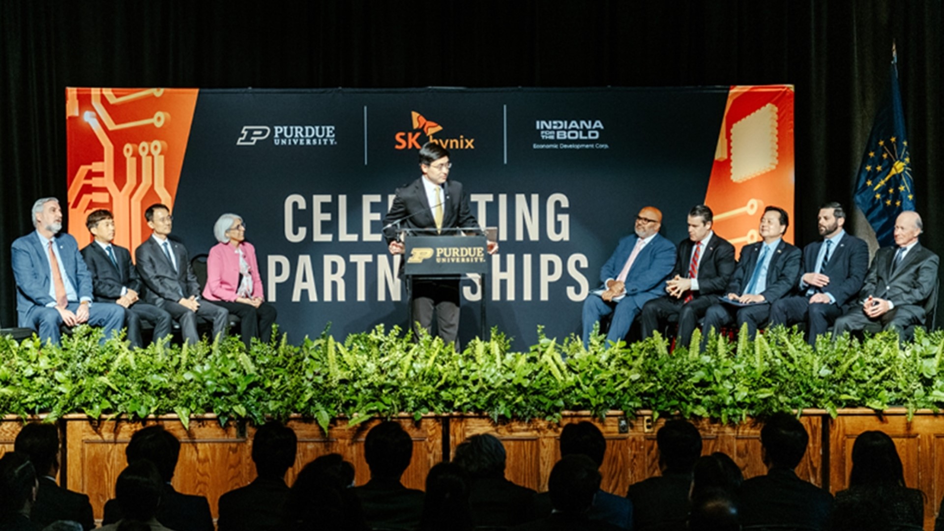 Plans for $4B microchip factory in West Lafayette announced | wthr.com