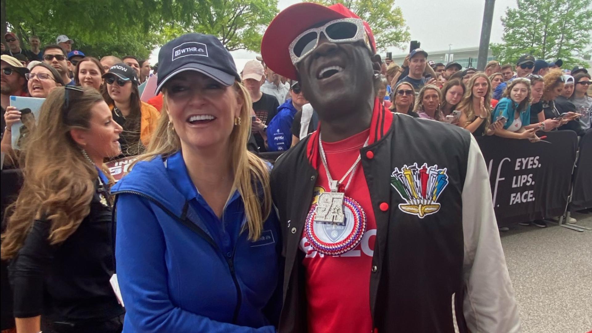 Flavor Flav steals show as surprise mascot at Duke's Mayo Bowl | wthr.com