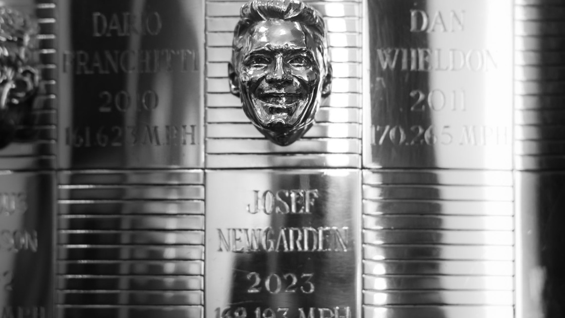 Josef Newgarden has face revealed on Borg-Warner Trophy | wthr.com
