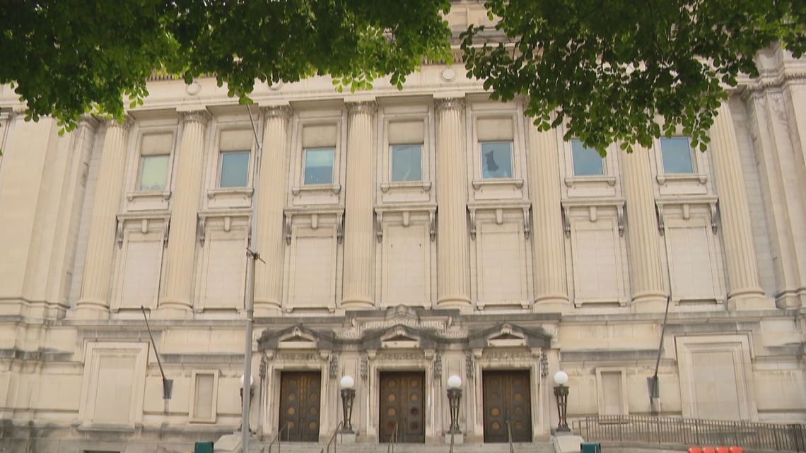 Deal to revitalize Indianapolis' Old City Hall falls through | wthr.com