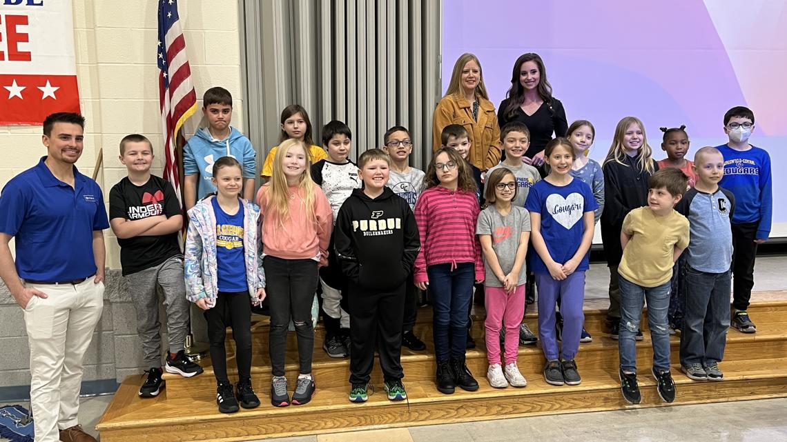 J.B. Stephens Elementary gets visit from 13 Weather Academy | wthr.com