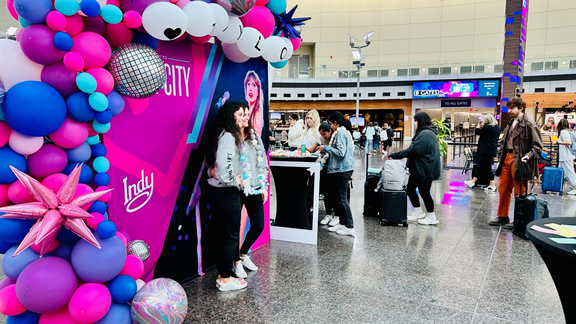 Swifties arrive to welcome party at Indianapolis Airport | wthr.com