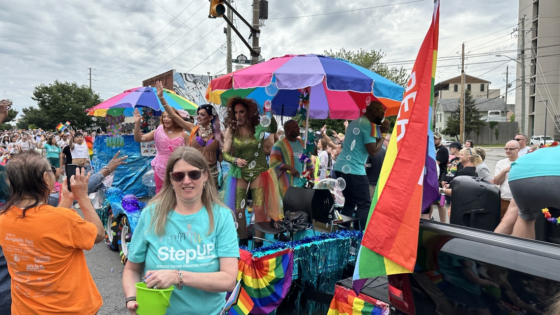 Thousands celebrate Indy Pride Parade in downtown Indianapolis | wthr.com