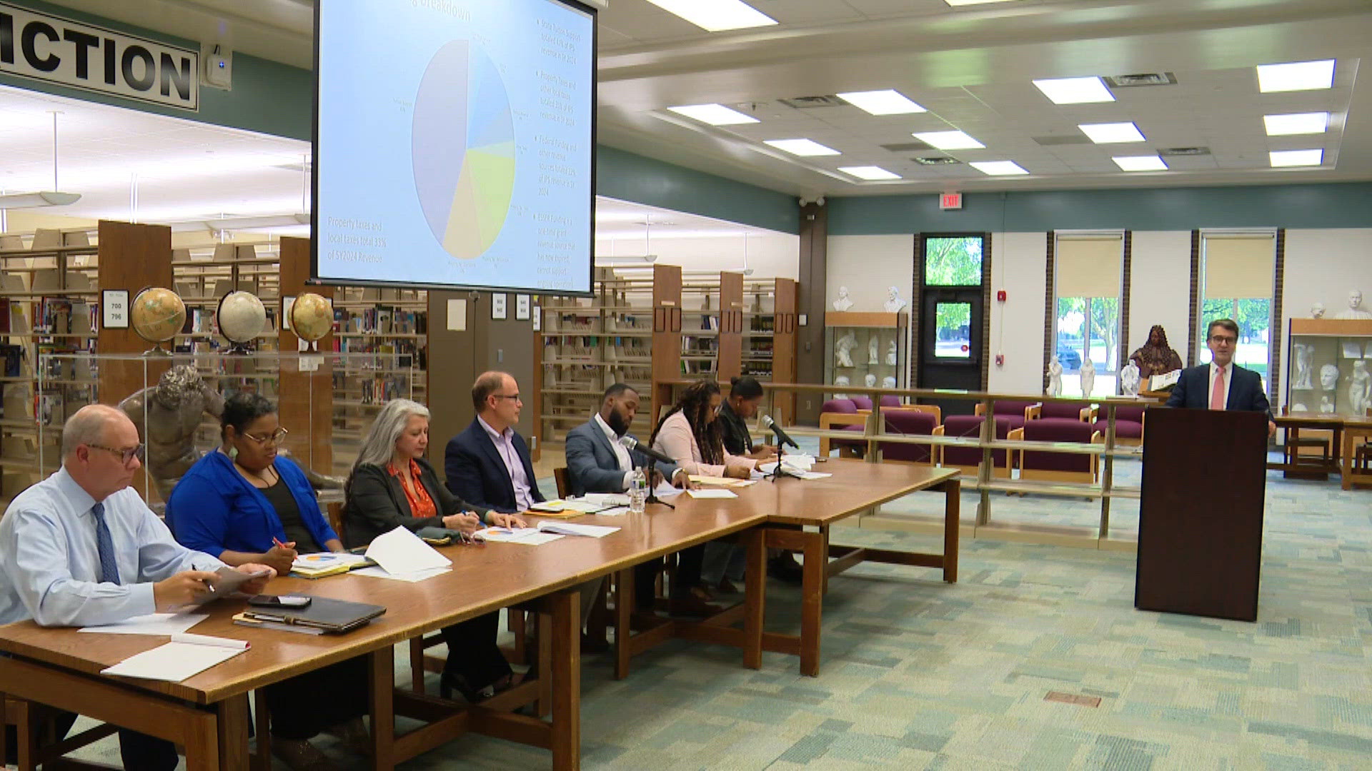 Hamilton Southeastern Schools board formally appoints superintendent ...