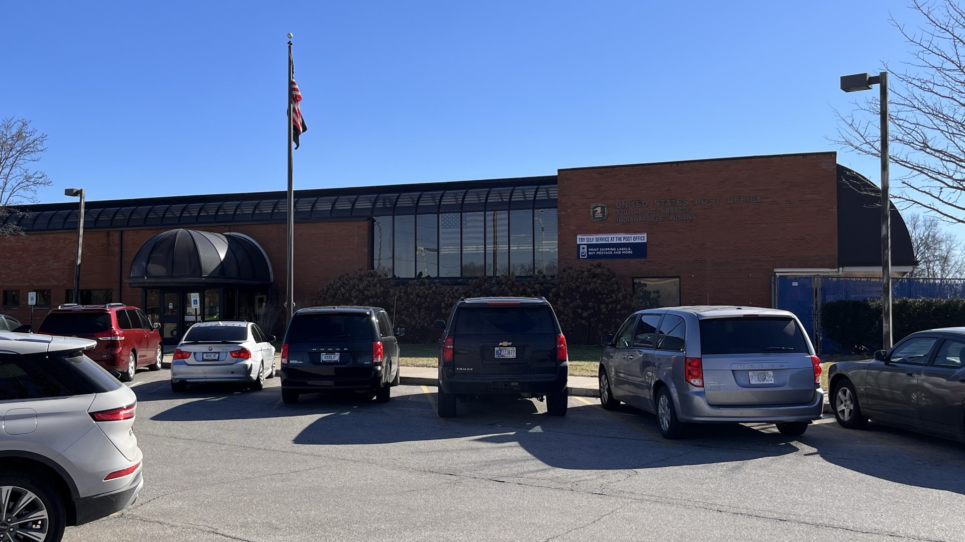 Mail service stopped after Indy postal worker attacked | wthr.com