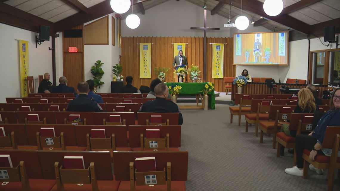 Community prayer vigil calls for peace in Indianapolis after violent ...