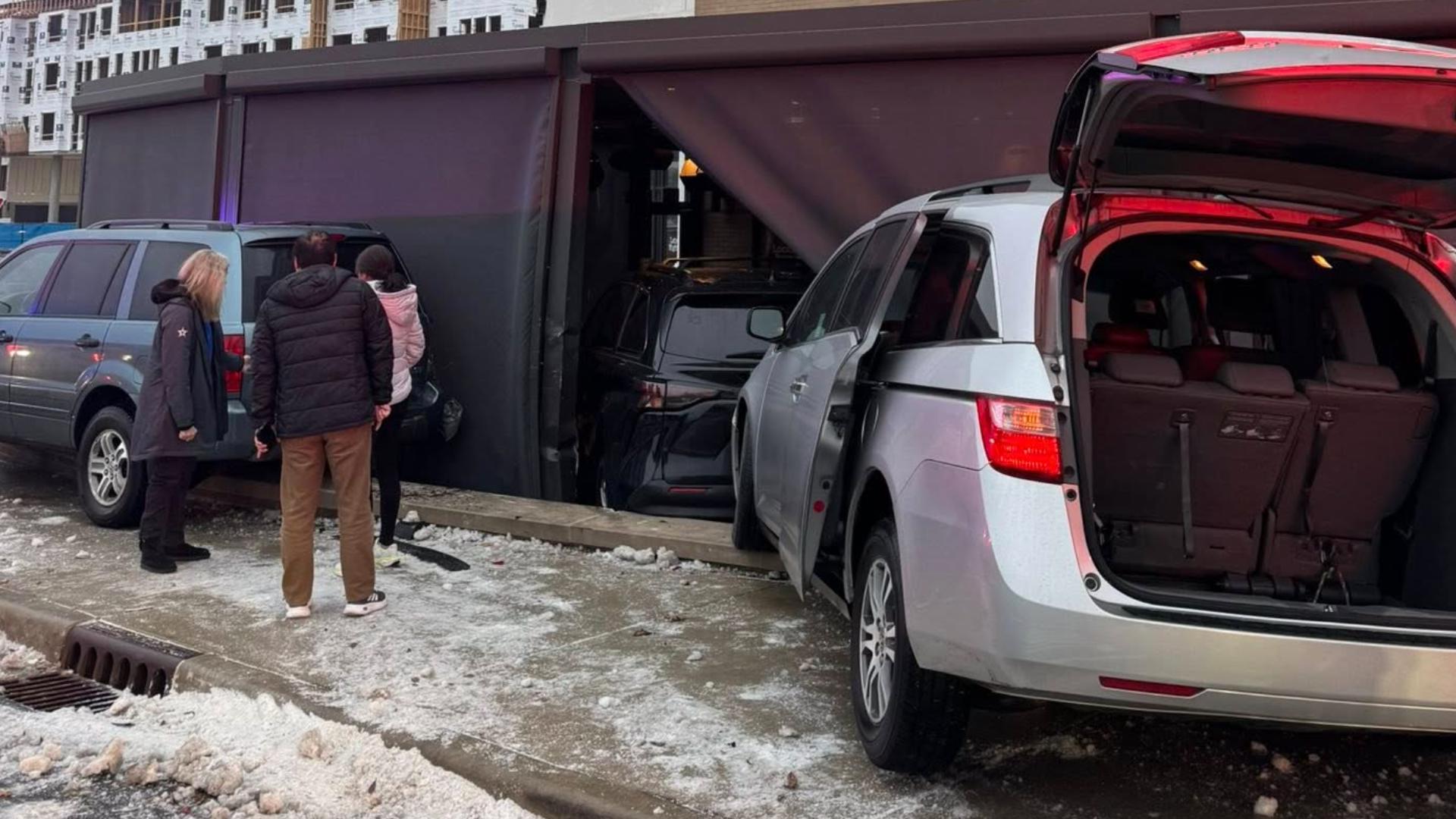 Cars crash into Carmel bar's outdoor seating area | wthr.com
