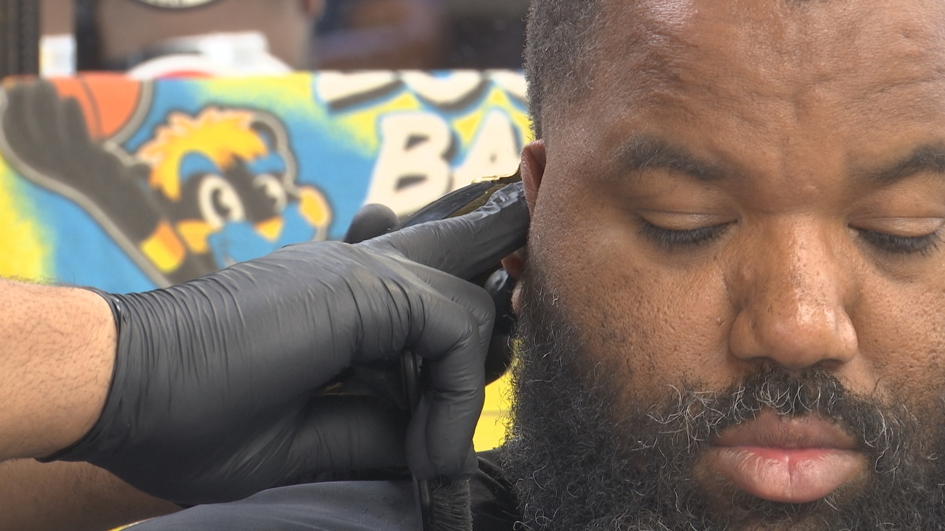 Indianapolis barbershop talks Pacers basketball | wthr.com