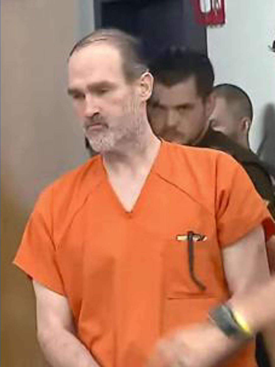 Man pleads guilty to stalking Caitlin Clark | wthr.com