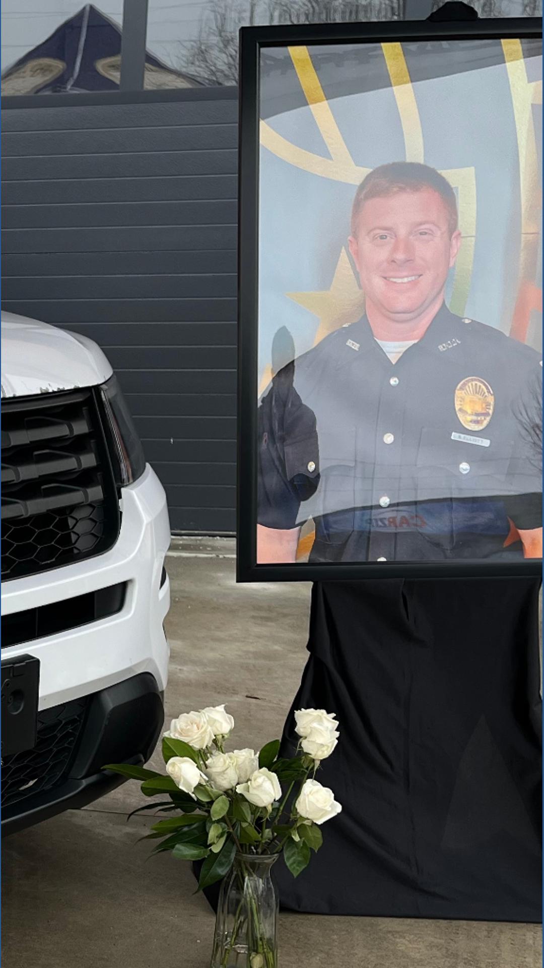 Dozens lay tributes at memorial for Beech Grove Ofc. Brian Elliott ...