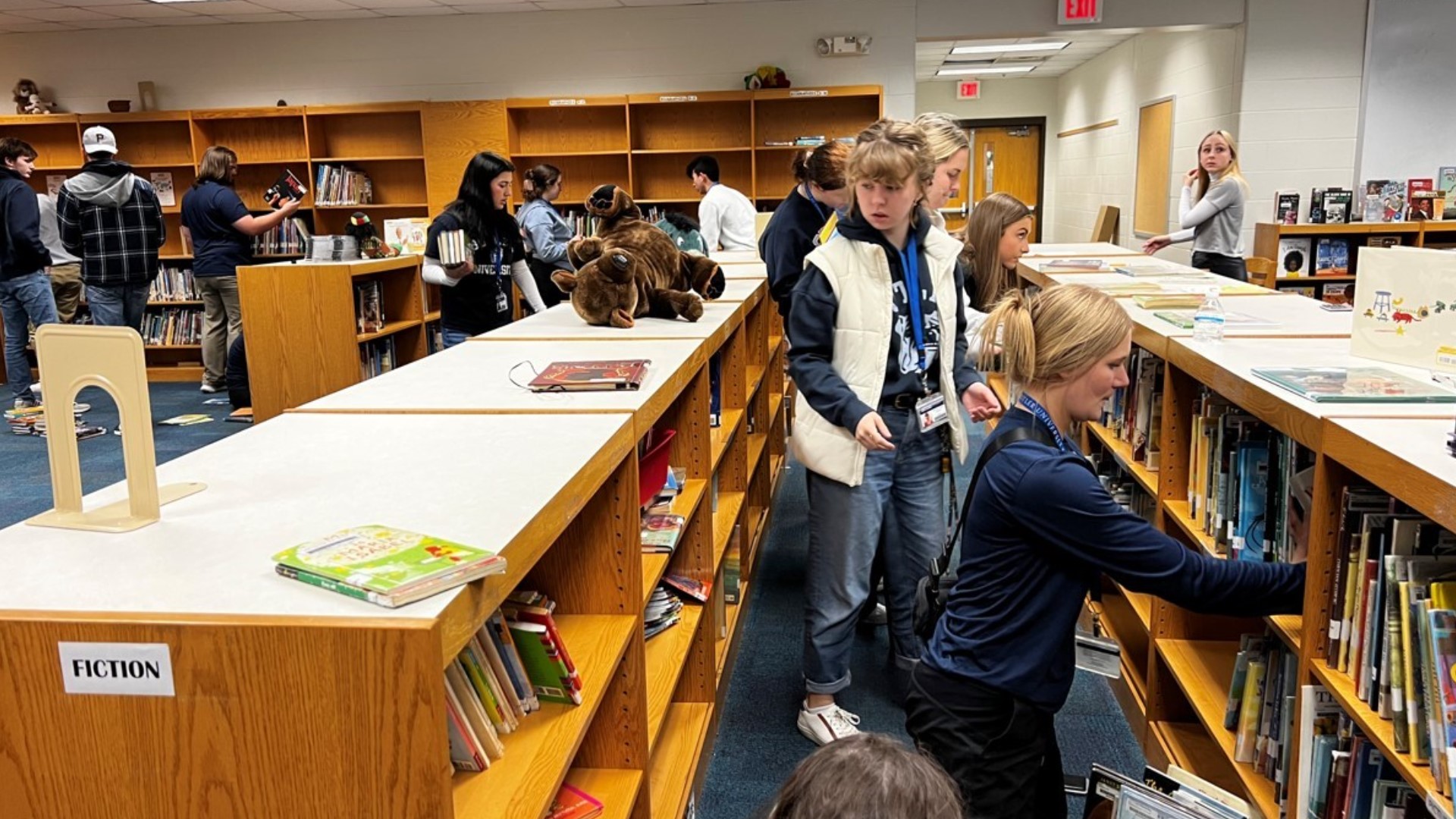 IPS school #43 library reopens | wthr.com