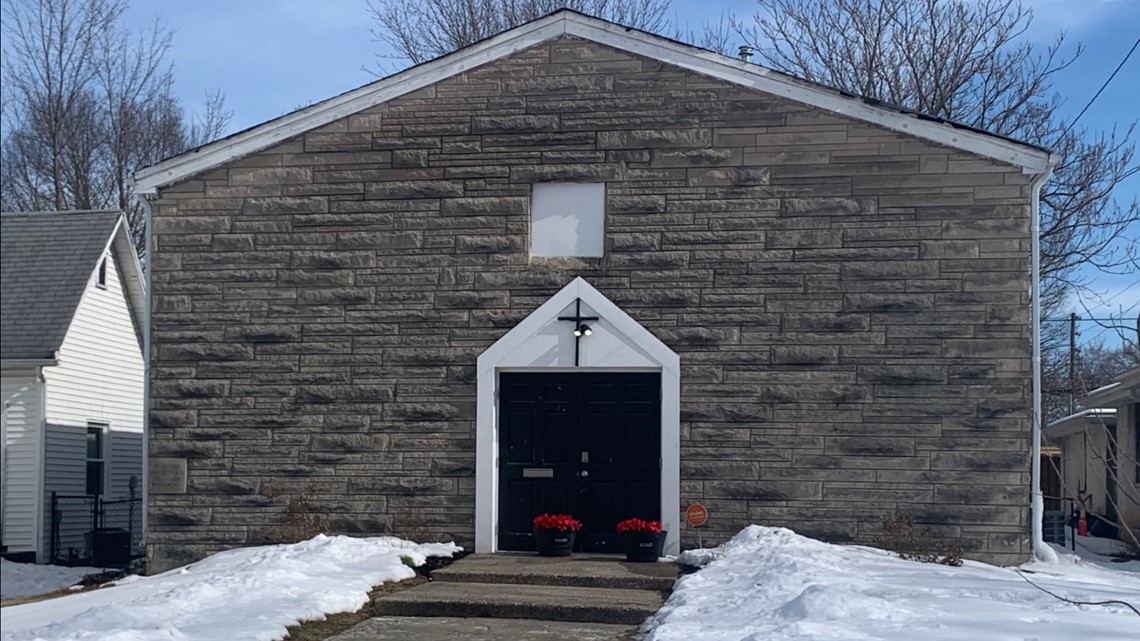 Burglars steal electronics from east Indianapolis church | wthr.com